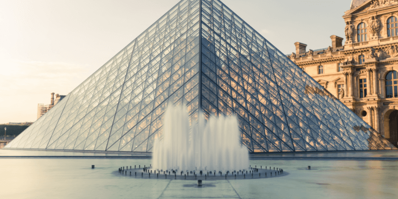10 Must-See Attractions in Paris