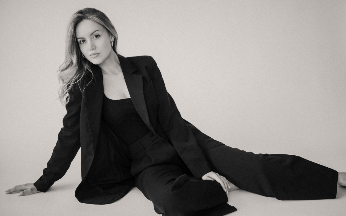 Cait Taylor Bridges Faith and Social Media with Remarkable Success